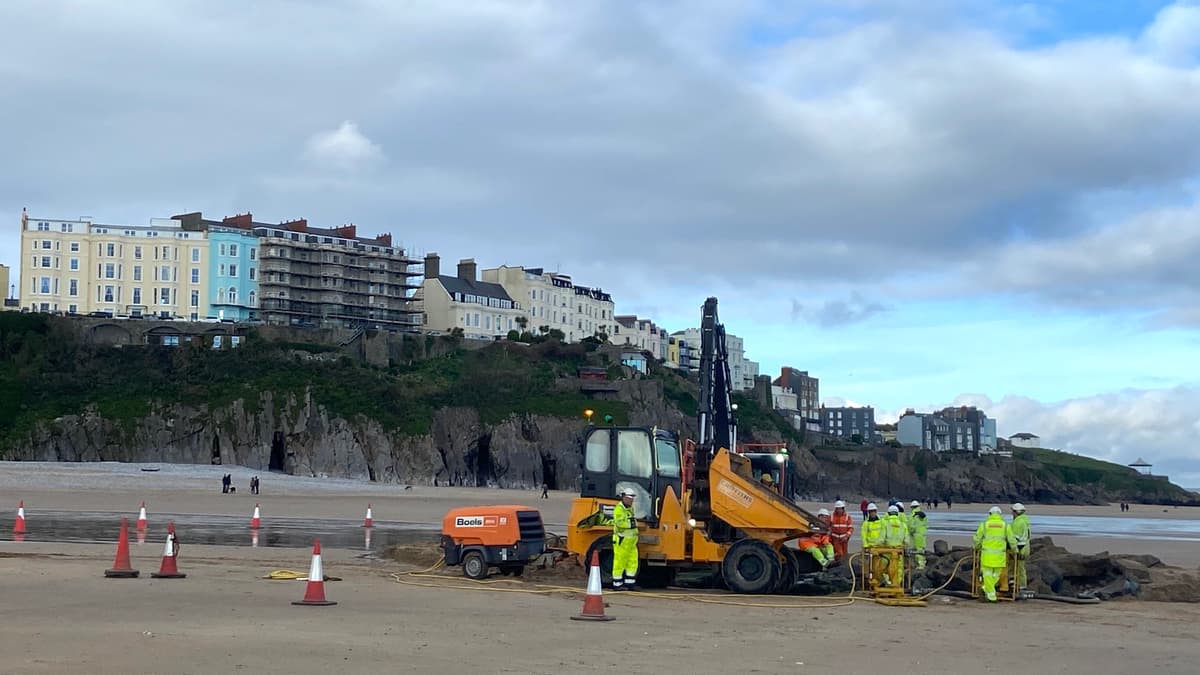 WATCH: Part of Tenby's South Beach sectioned-off for 'emergency works' | tenby-today.co.uk